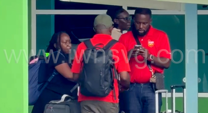 Barbados’ ruling party sends members to help ULP – iWitness News