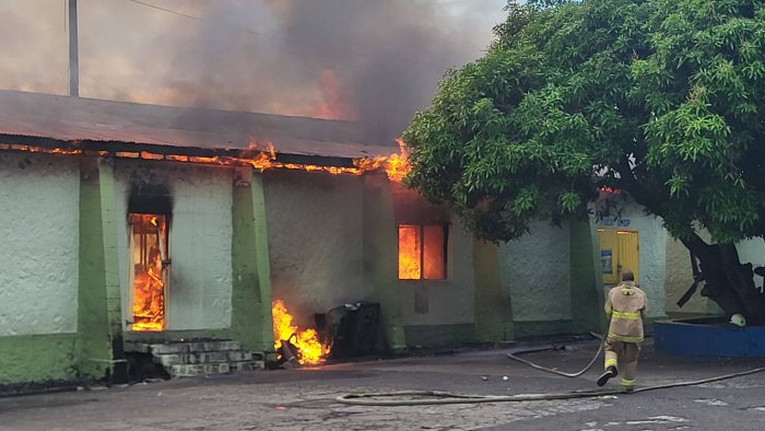 Fire guts block at Questelles School 1 week before new term begins ...